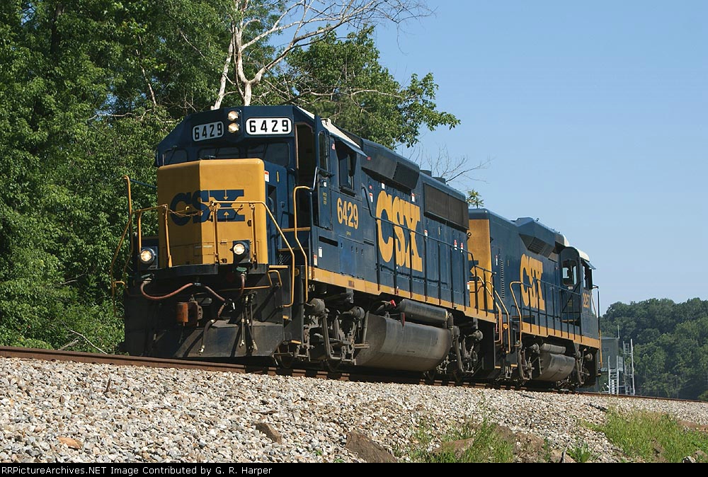 330 - H74303 running lite westbound bbck to Balcony Falls, VA
